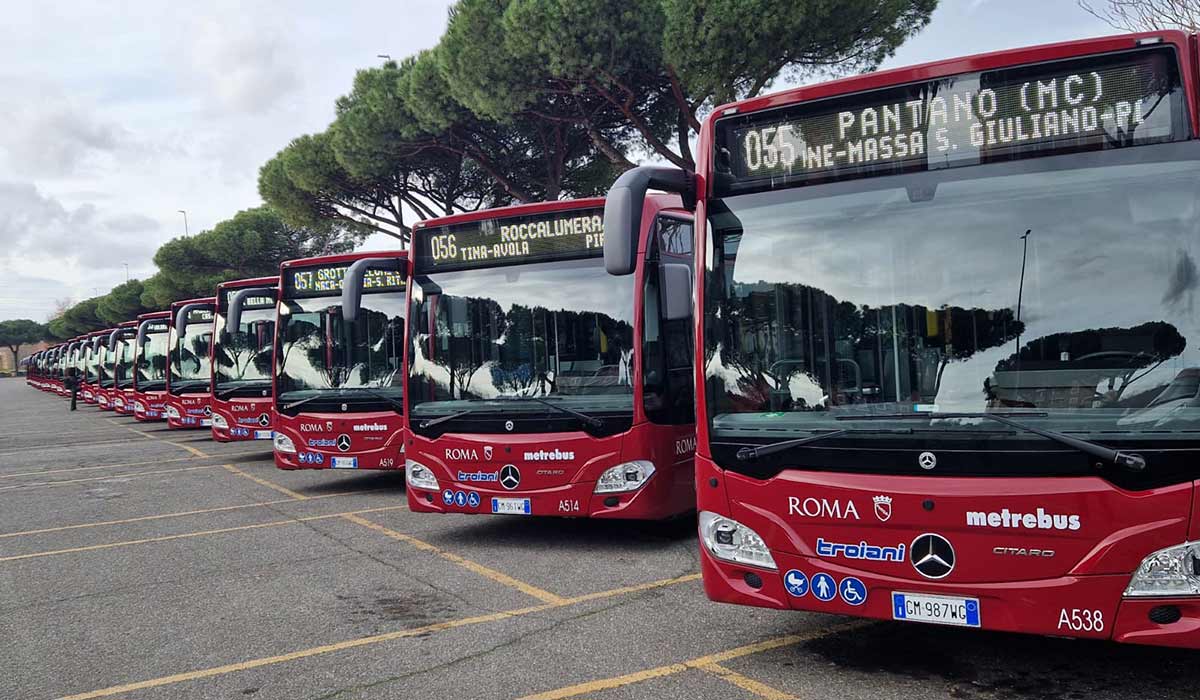 Trasporto Pubblico di Roma: 40 Nuovi Autobus Sostenibili per l'Area Est ...