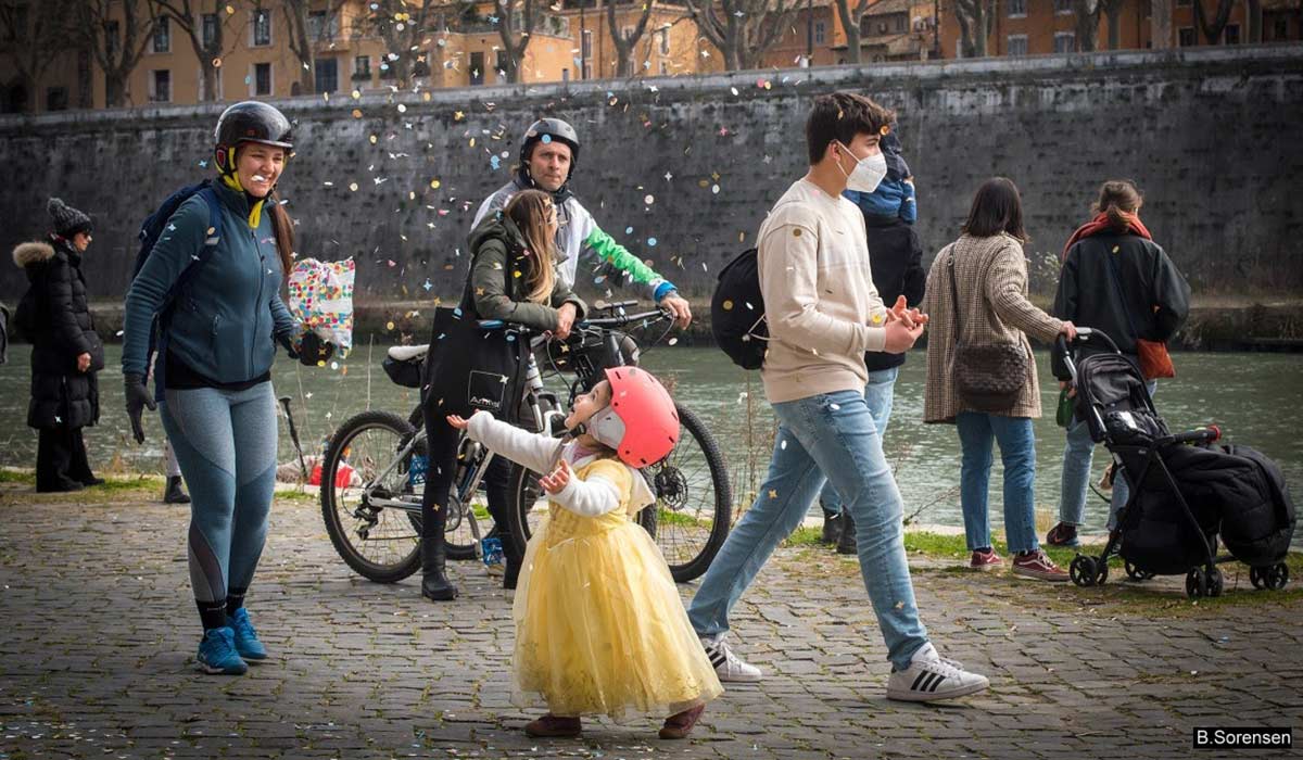 Carnevale a Roma sul Tevere: una festa all'insegna dello sport e dell ...