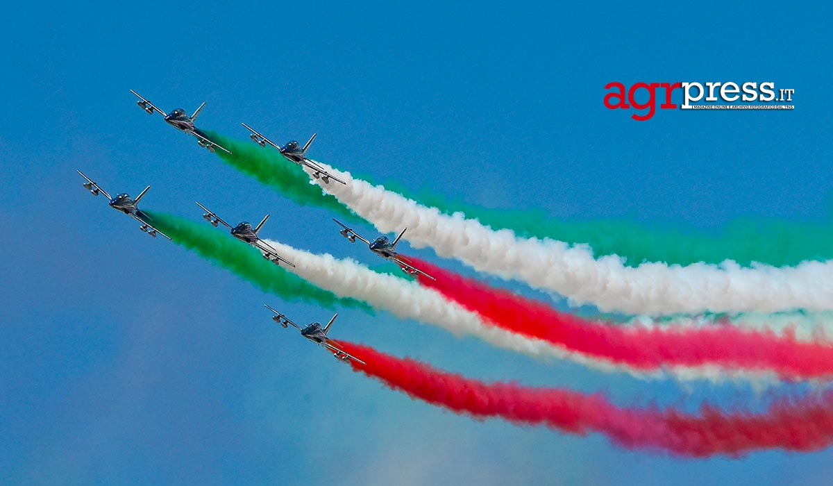 Frecce Tricolori, a Rivolto due giorni di festa per i 65 anni della ...